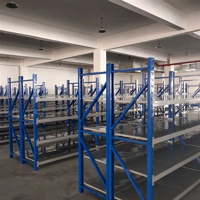 Alnasr Steel - Manufacturing of stands and storage units